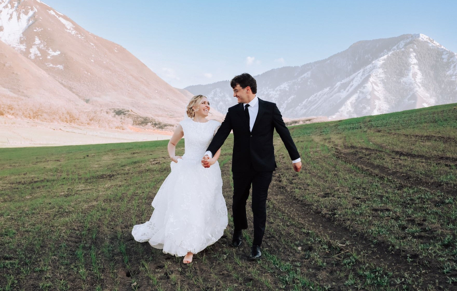 Unveiling Timeless Elegance – Modest Wedding Dresses for Your Special ...